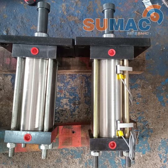 Xi lanh thủy lực cảm biến từ